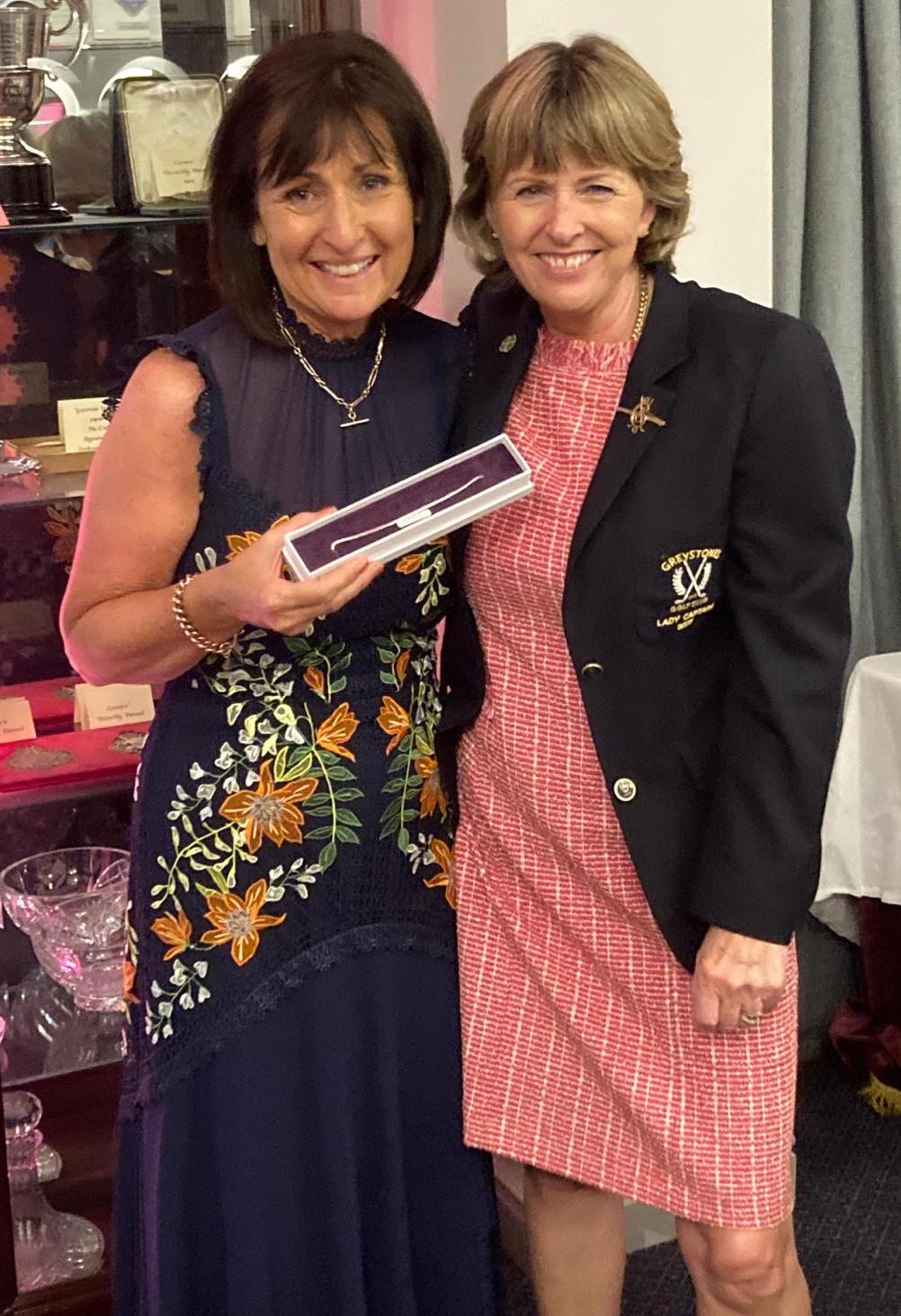 Amanda Lawless wins Lady Captain Celine’s prize – Greystones Golf Club