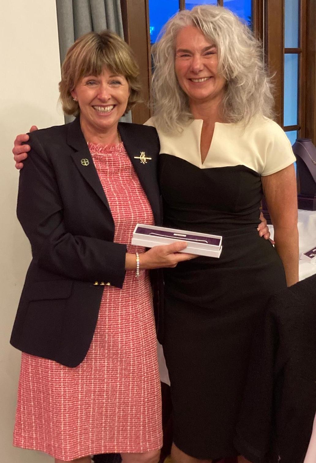 Amanda Lawless wins Lady Captain Celine’s prize – Greystones Golf Club